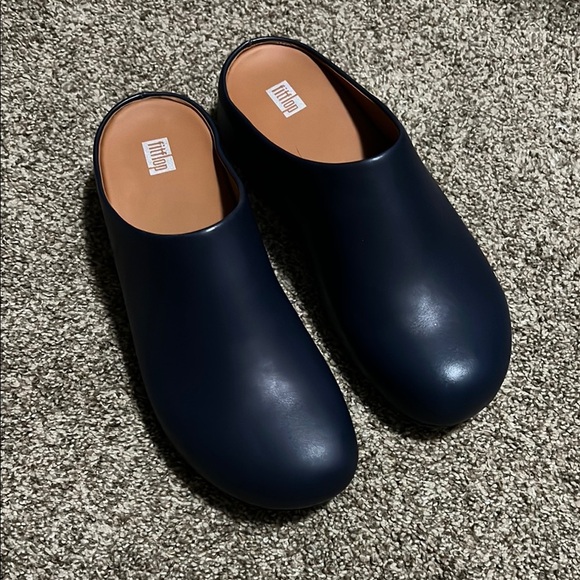 Fitflop | Shoes | Fitflop Shuv Leather Midnight Navy Mule Clog New ...
